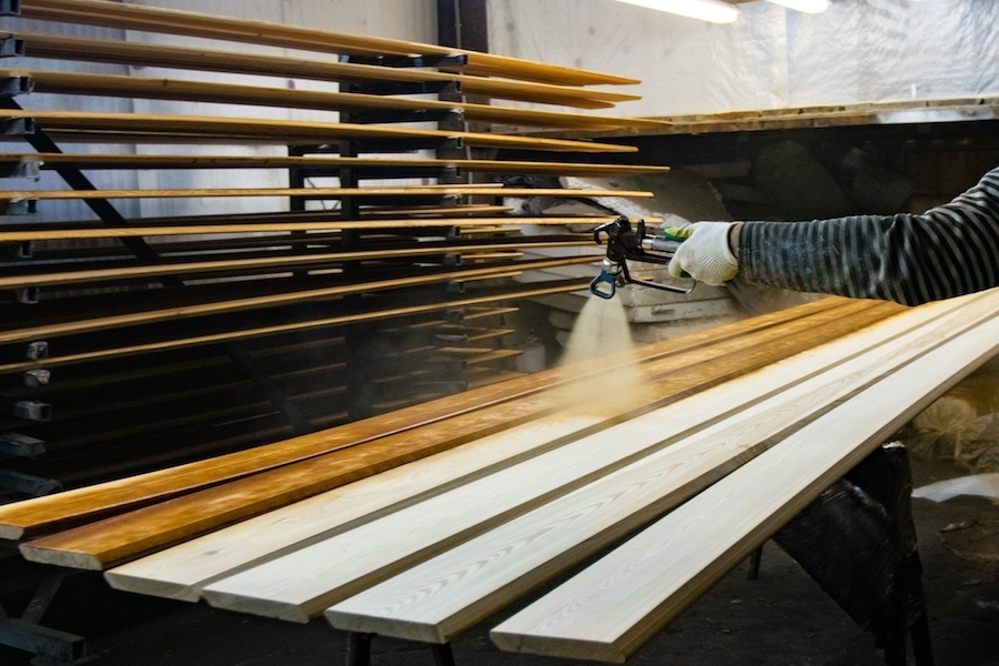 Покраска пиломатериалов в цеховых условиях. «Пиломатериалы. Ру»