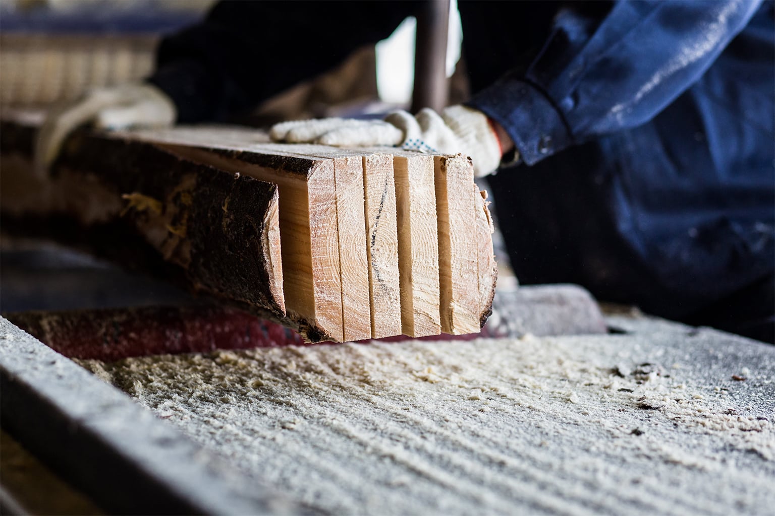 Распиловка пиломатериалов